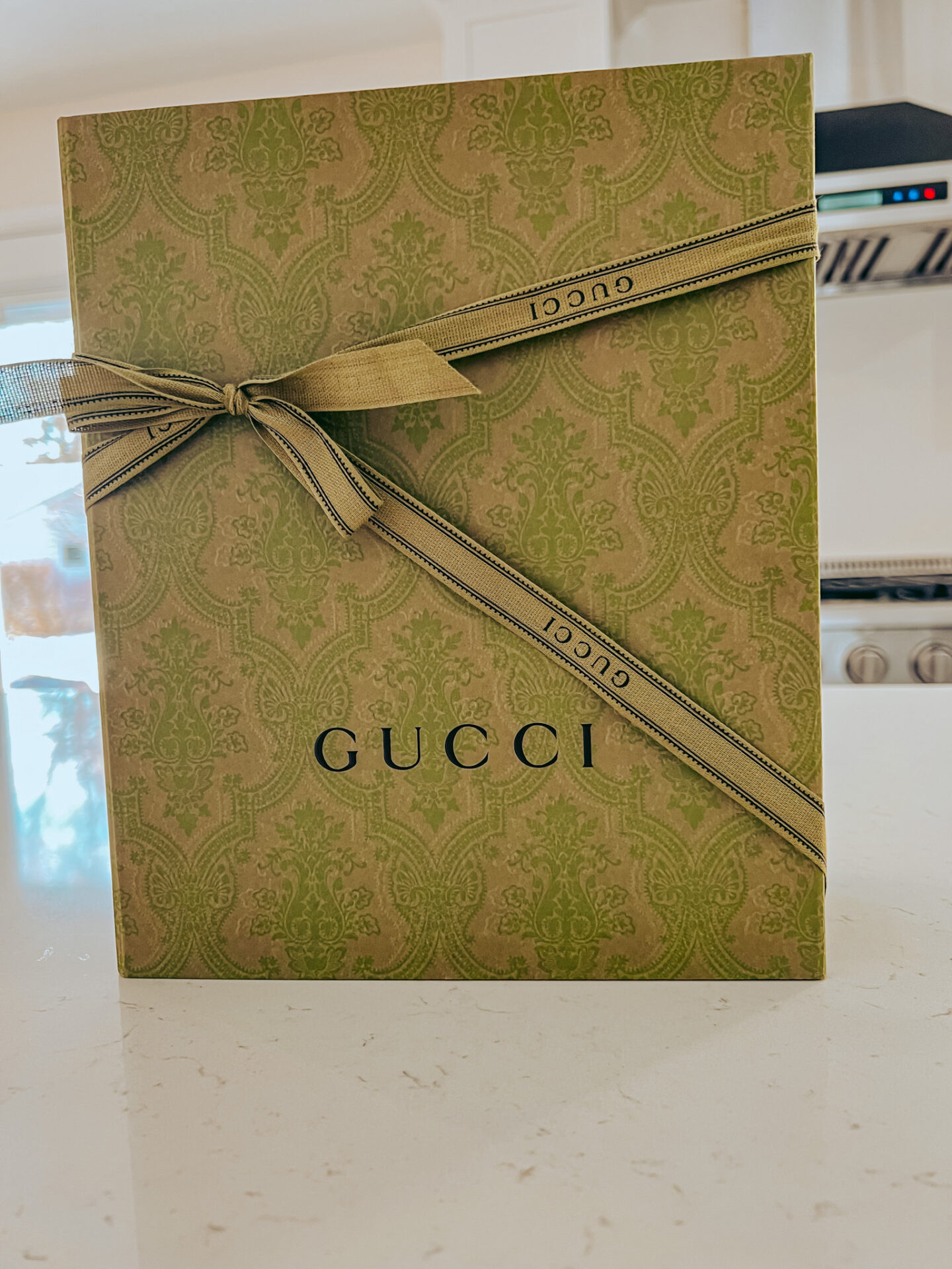 Review of the Gucci Marmont Small Shoulder Bag • June Diaries